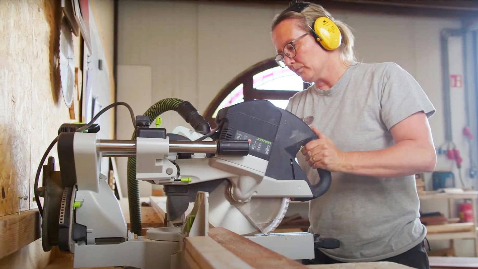 Ander Hout - Ander Hout